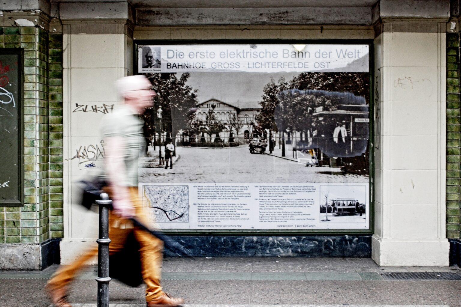 Bahnhof Lichterfelde Ost Gedenktafel E-Bahn – Berlin & Teltow